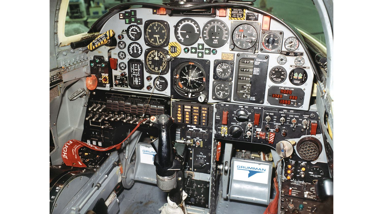 Why the U.S. Built a Jet With Its Wings On Backwards – Altitude Post