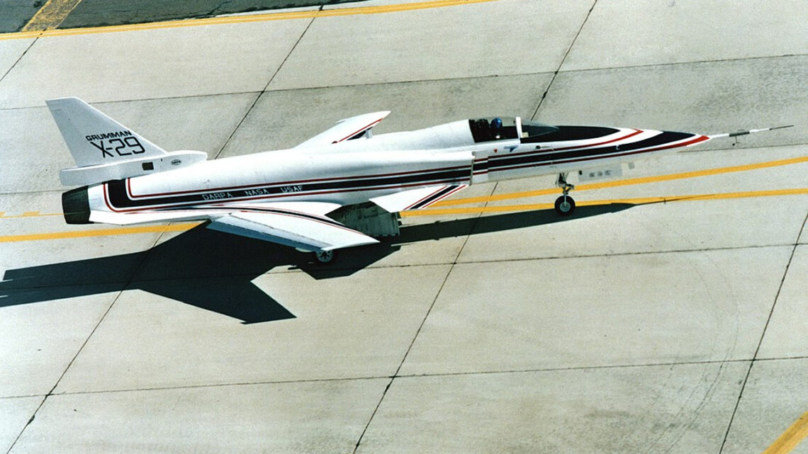 Why the U.S. Built a Jet With Its Wings On Backwards – Altitude Post